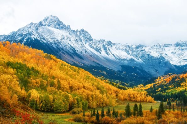 33 Best Cool Weather Summer Vacations in the USA [2025]