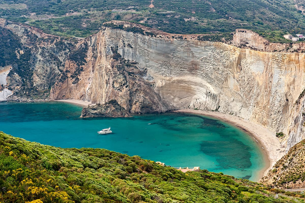 27 BEST Day Trips From Rome, Italy (+ How to Get There!)